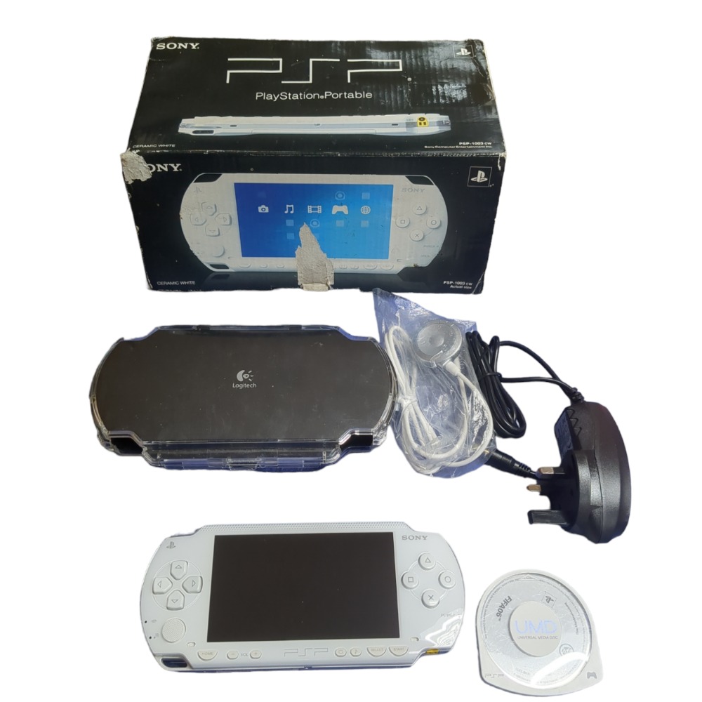 Pre-owned Sony PSP PSP White with Memory Card - Own4Less